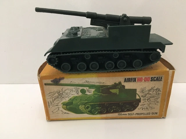 AIRFIX H0-00 SCALE - Self Propelled Gun/Tank model in Good Condition ...