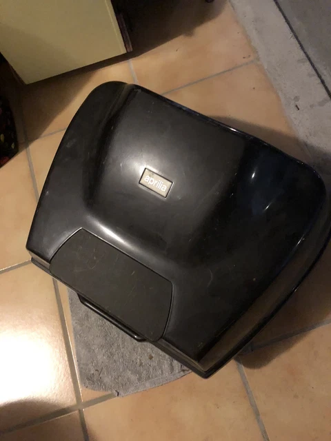 COFFRE NOIR POLI 24 Litres Top Box Top Case Aprilia Scarabeo EUR 95,00 ...