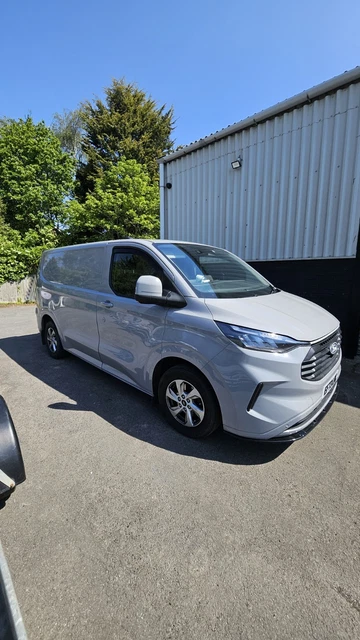 TRANSIT CUSTOM 300 Limited 170 BHP Automatic Diesel £23,000.00 ...