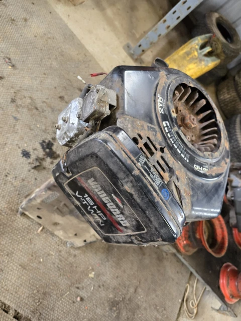 BRIGGS AND STRATTON Vanguard 16hp V Twin Ride On Mower Engine lawn 16 ...