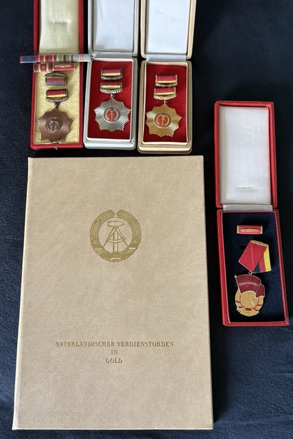 NACHLASS VATERLÄNDISCHER VERDIENSTORDEN Gold Silber Bronze DDR Orden Urkunden EUR 555,00 ...