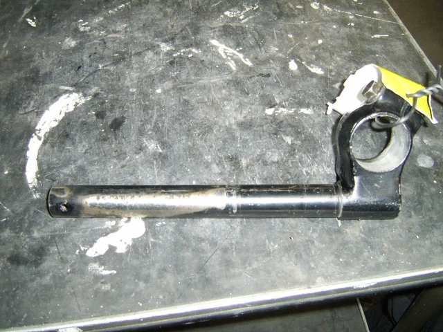 BRAS DE SUSPENSION DROIT Honda CBR 600 F 1987-1990 (CBR600F1 PC19/23 ...