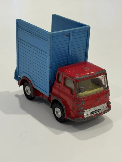 VINTAGE 1960’S CORGI Toys - Bedford Tractor Unit Chipperfields Circus £ ...