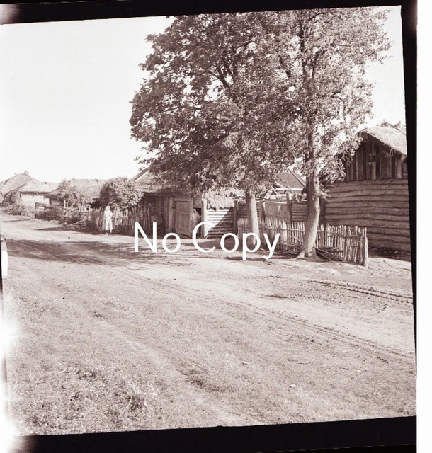 NEGATIV WW2 PANZER tank Einheit in Russia 1941/42 - Dorf Häuser X242/1 ...