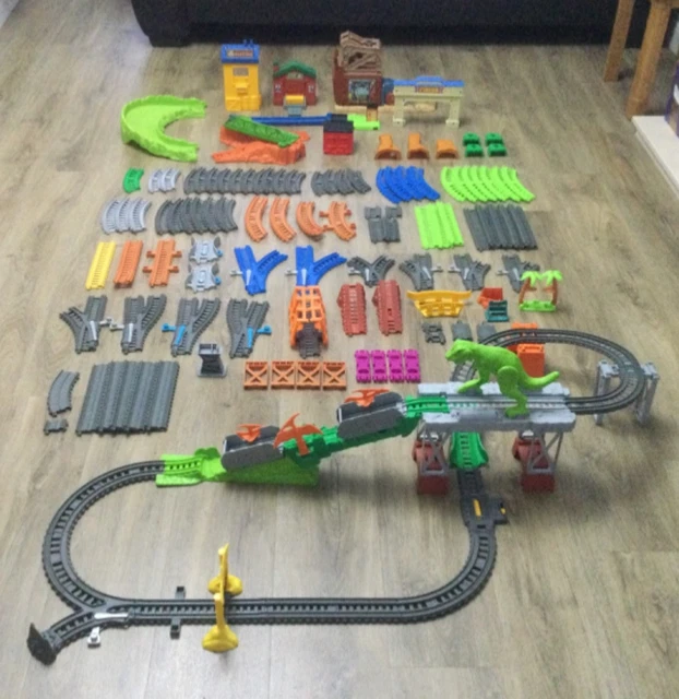 LARGE BUNDLE OF Thomas & Friends TrackMaster Train Track & Extras ...