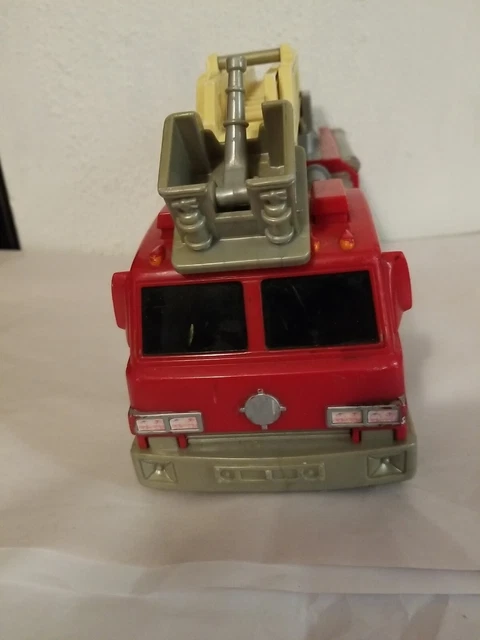 MATTEL MATCHBOX RESCUE Net Fire Truck M27 Mechanical Ladder 10 in. For ...