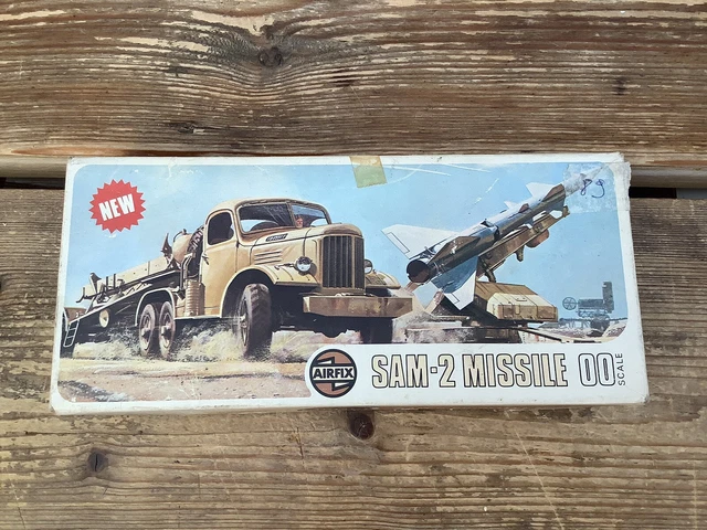 AIRFIX SAM-2 GUIDELINE Missile With Launcher + Transporter 1:76 Model ...