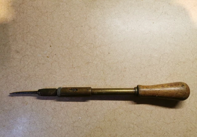 VINTAGE CARPENTERS PUSH Pull Ratchet Screwdriver STANLEY Tool Made in ...