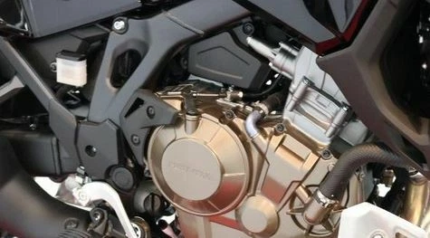 HONDA CRF1100 AFRICA Twin 2021 Rail, R. Screen Adjust 64710-Mks-E20 £25 ...