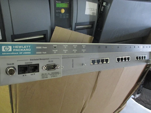 HP ADVANCESTACK J2600A 13 ports HUB IEEE 802,3 10 Mbit/s EUR 13,50 ...