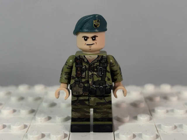 LEGO BRICKMANIA VIETNAM US Green Beret Soldier Minifigure - Hard To ...