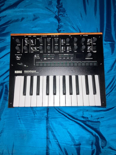 KORG MONOLOGUE BLACK analog 25 key synthesizer, like unused £172.93 ...