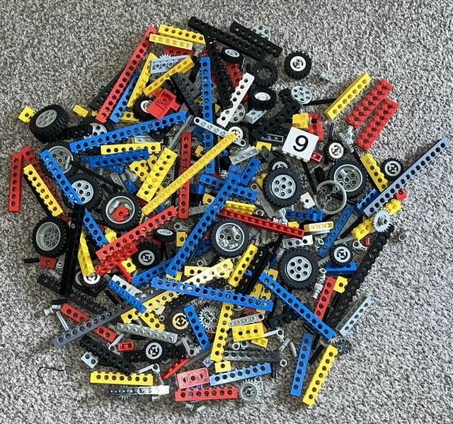 LEGO TECHNIC PIECES Bundle Lot Random Mixed Parts Bricks Wheels Cogs £9 ...