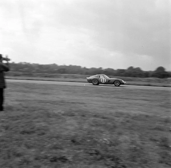 GRAHAM HILL, JOHN Coombs Ferrari 250 GTO 1963 Sports Car Motor Racing ...