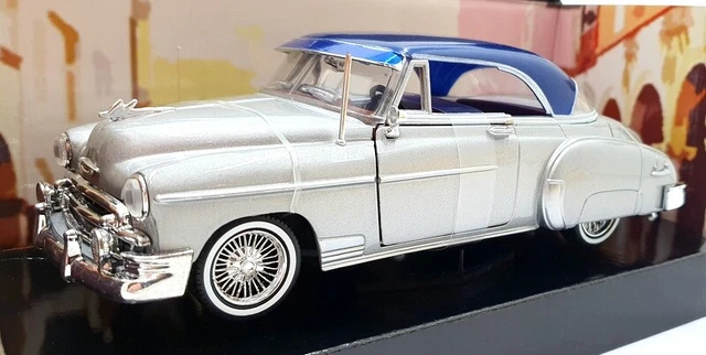 MOTOR MAX 1/24 Scale 79026 - 1950 Chevy Bel Air - Met. Silver/Blue £39. ...