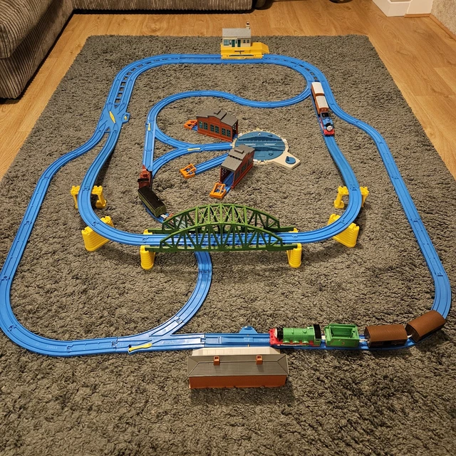 TOMY TRACKMASTER THOMAS the tank engine train set bridge double track ...