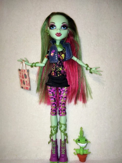 MONSTER HIGH VENUS McFlytrap - Signature/Original Release. TOTALLY ...