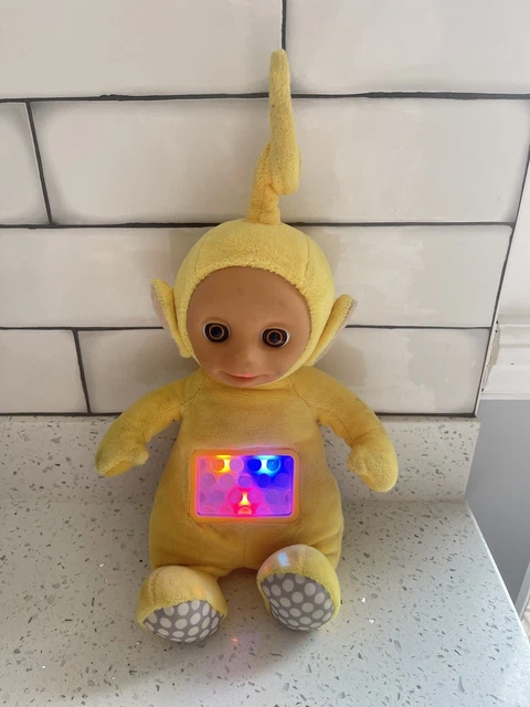 TELETUBBIES LAA LAA Musical Lullaby Light-Up Plush Toy £15.00 - PicClick UK