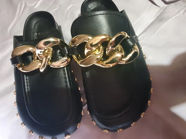 DECJUBA STUDDED BLACK Slides With Gold Chain Size 7 $75.00 - PicClick AU