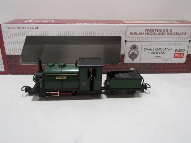 009 NARROW GAUGE - Peco Small England Steam Loco - Vg Boxed Cond - Buy ...