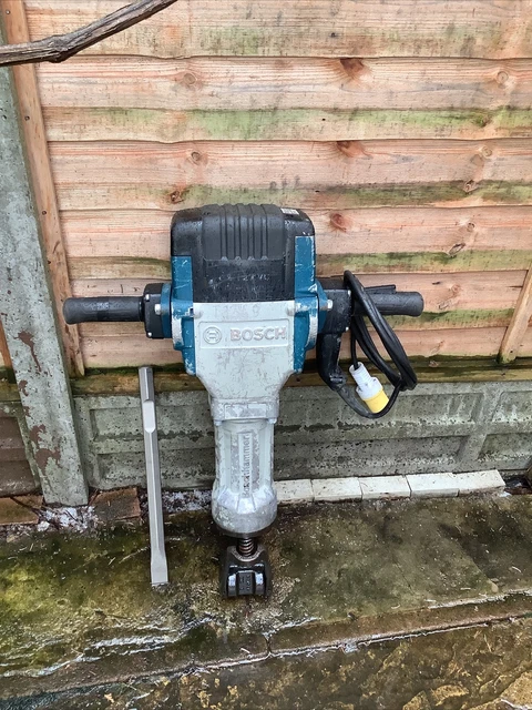 BOSCH GSH 27 VC Demolition Breaker 110v With Chisel # WARRANTY # EUR ...