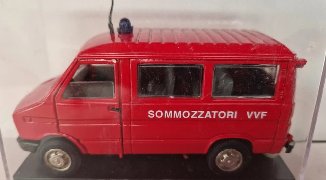 OLD CARS 1/43 - Iveco Daily fourgon vigili del fuoco pompiers EUR 16,90 - PicClick FR