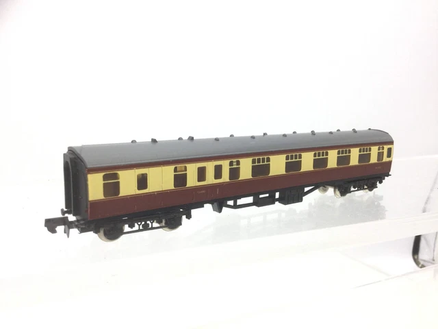 GRAHAM FARISH 0696 N Gauge BR Mar/Crm Mk1 Brake Coach W21021 £20.00 ...