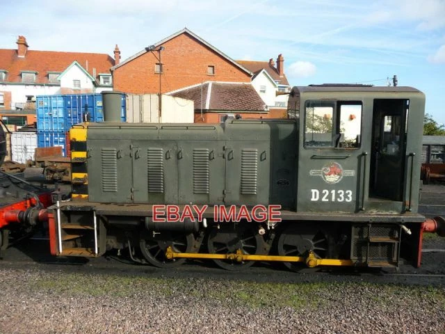 PHOTO MINEHEAD - Shunting Engine A Class 03 0-6-0 No D2133 Diesel At ...