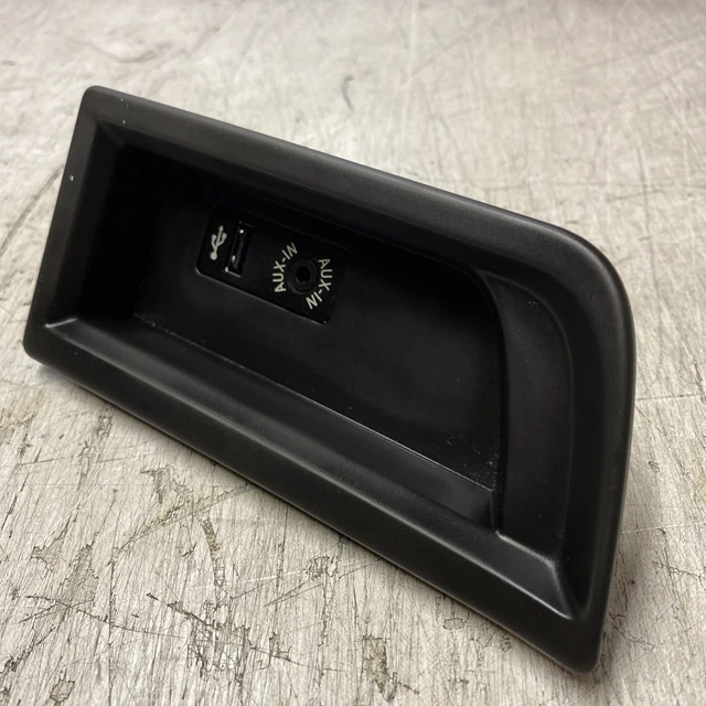 BMW F30 F31 Prise USB AUX IN Connecteur 9229246 EUR 25,20 - PicClick FR