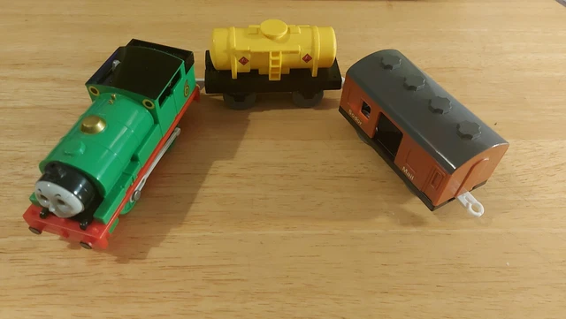 PERCY - TOMY Trackmaster - Thomas & Friends Motorized Battery-Powered ...