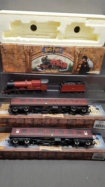 HORNBY &HARRY POTTER& Hogwarts Castle Loco 5972 +2 Mk1 Coaches, All V.g ...