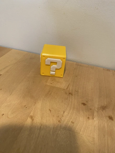 NINTENDO SUPER MARIO Question Mark Block Cake Topper £9.12 - PicClick UK