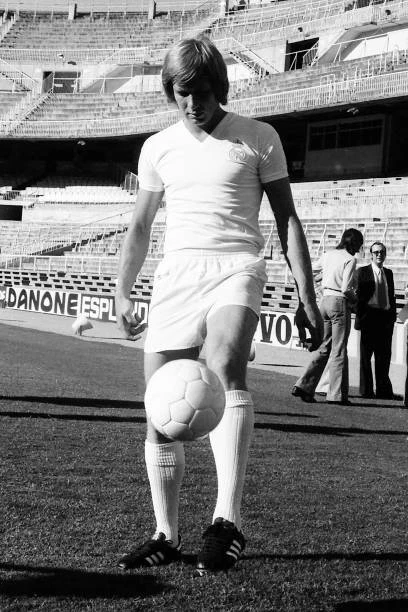 GERMAN SOCCER PLAYER of Real Madrid Mathias Jensen Madrid Spa- 1976 Old ...