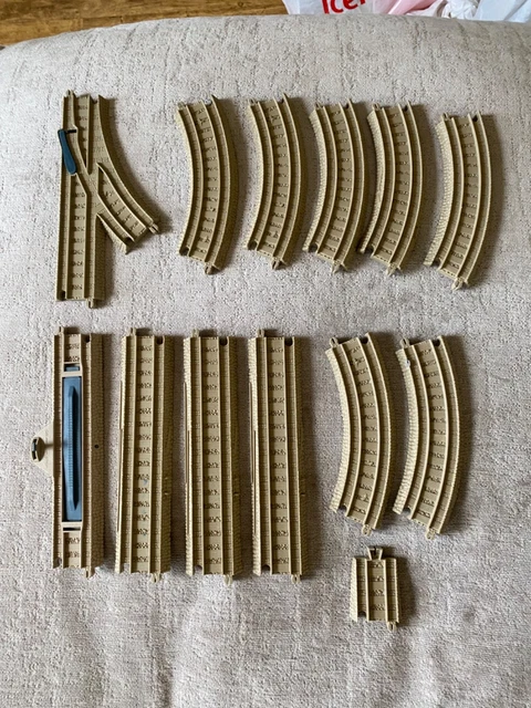 FISHER PRICE TRACKMASTER Thomas & Friends Deluxe Expansion Track Pack ...