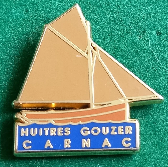 RARE PIN'S PIN Zamac Voilier Huitres Gouzer Carnac Signé Arthus ...