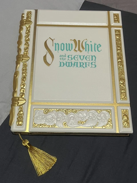 NEW DISNEY STORE Snow White Seven Dwarfs Replica A4 Journal NoteBook ...