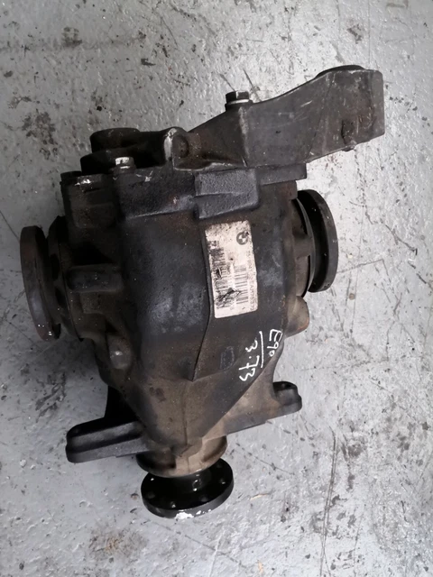 BMW 3 SERIES E90 E91 E92 rear axle transmission differential 3.73 diff ...