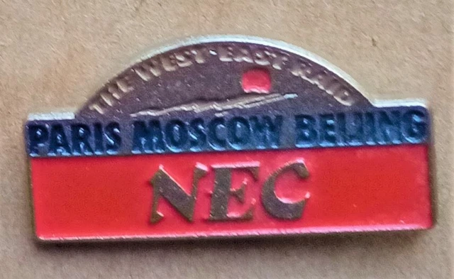 PIN'S BADGE RALLYE RAID PLAQUE PARIS MOSCOW BEIJING NEC EUR 3,00 ...