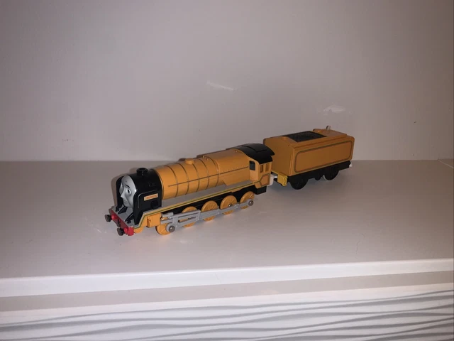TOMY TRACKMASTER MURDOCH Thomas And Friends Motorised Train Engine £20. ...