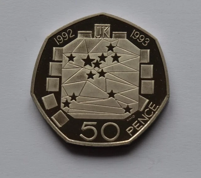 RARE UNC PROOF DUAL DATE 1992/93 EEC PRESIDENCY 50p Coin £45.00 ...