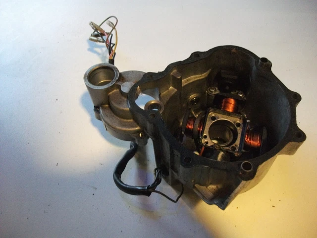 MOTEUR COUVERCLE+ALTERNATEUR+GÉNÉRATEUR D'IMPULSIONS Smc Rex 125 ...