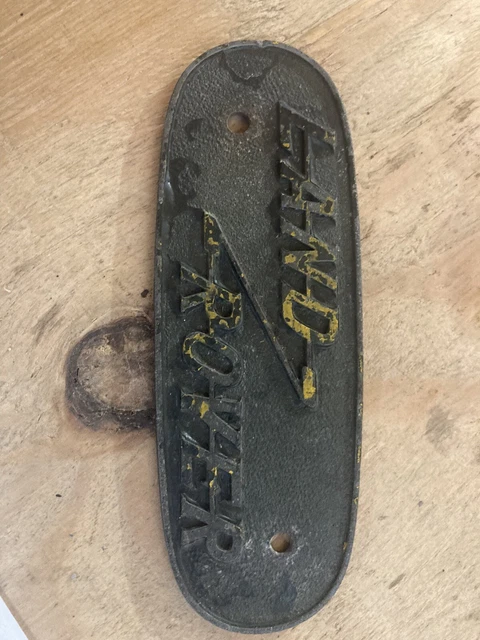 LAND ROVER SERIES 1 one 80” Badge Cast 48-50 £95.00 - PicClick UK