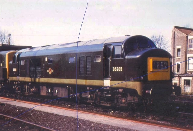 DIESEL TRAIN PHOTO Class 23 Photograph Railway Picture Baby Deltic ...