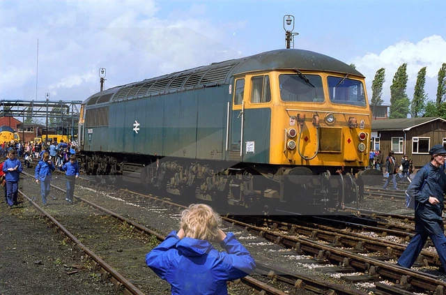 35MM NEGATIVE - 56070 Crewe Works - 1981 (36) £0.99 - PicClick UK