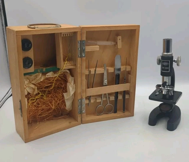 SMALL VINTAGE AMC Microscope 50x-600x + Accessories Tools & Box ...