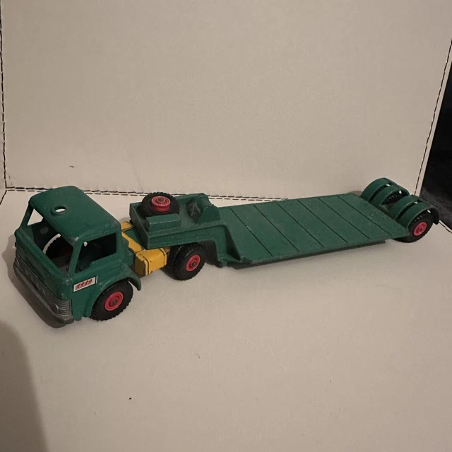 VINTAGE LESNEY MATCHBOX Ford Tractor Unit & Dyson Low Loader Trailer £ ...