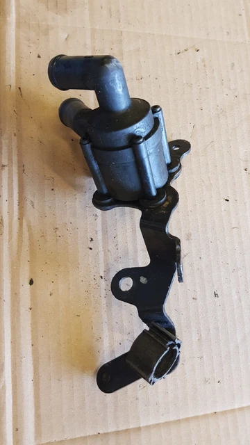 VW TRANSPORTER T5 T6 10-20 2.0 Tdi Additional Water Circulation Pump ...