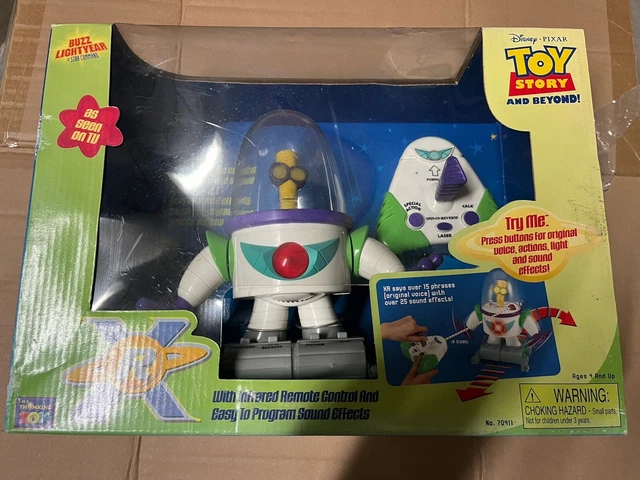 TOY STORY AND Beyond Buzz Lightyear XR Robot Telecomando STAR COMMAND ...