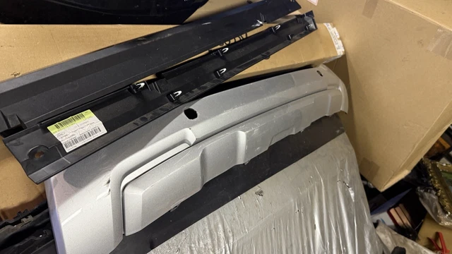 FORD RANGER WILDTRAK Bumper Trim £50.00 - PicClick UK