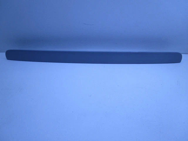 HOLDEN COMMODORE VE Ute Tailgate Number Plate Light Garnish Mould ...